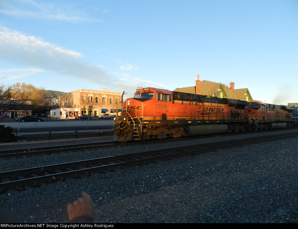 BNSF 7856